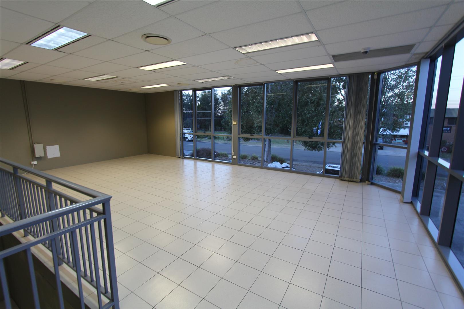 700m² Warehouse with Street Frontage & 7 Car Spaces – Commercial ...