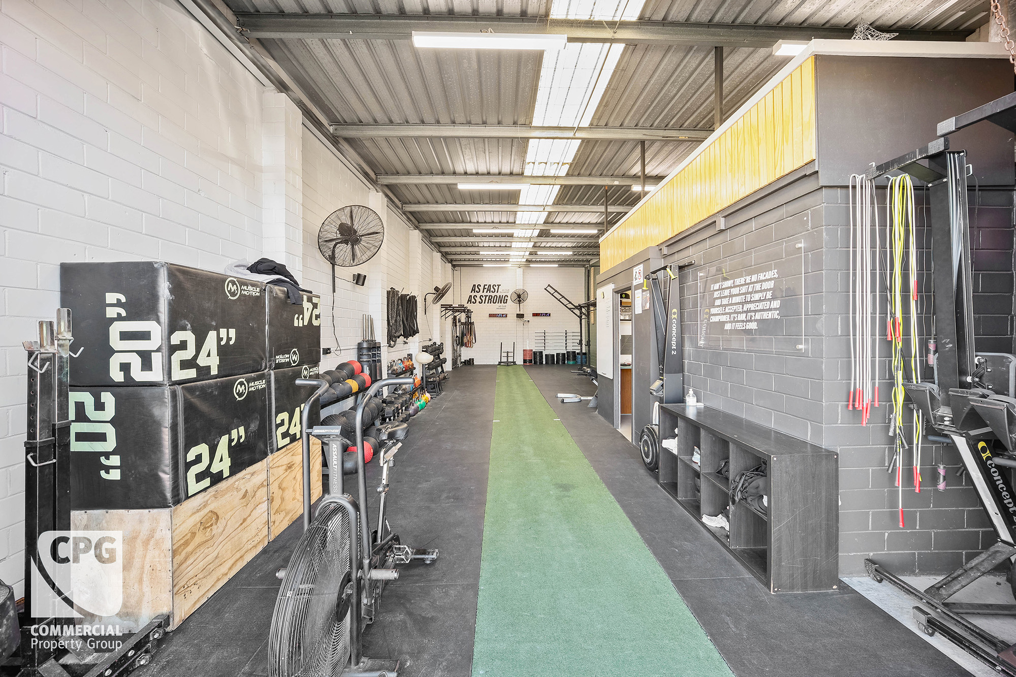 Timeless Charm & Functionality: 106m²* Strata Warehouse Unit ...