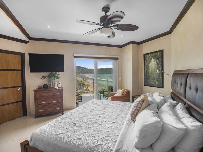 Id. 25322 - Oceanfront Penthouse at Diamante del Sol - Jacó, Costa Rica ...