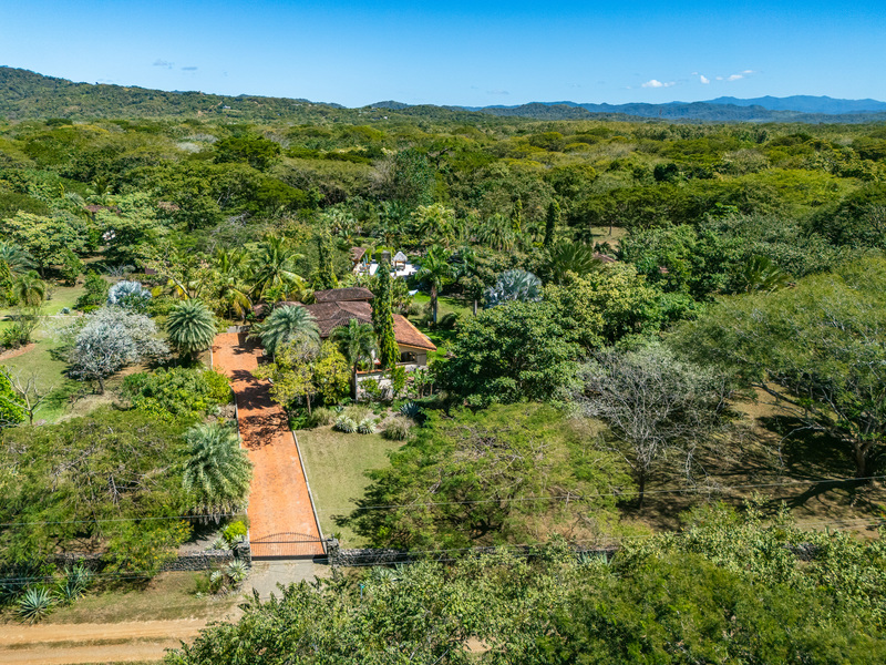 7 Bed Single Family Homes For Sale in Playa Negra | Costa Rica