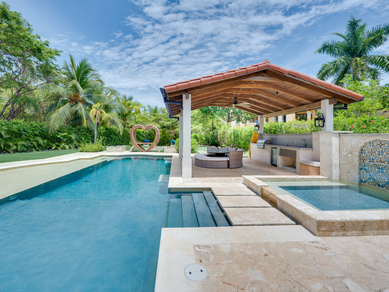 Villa Romantica - A Coastal Retreat with Direct Access to a Private ...