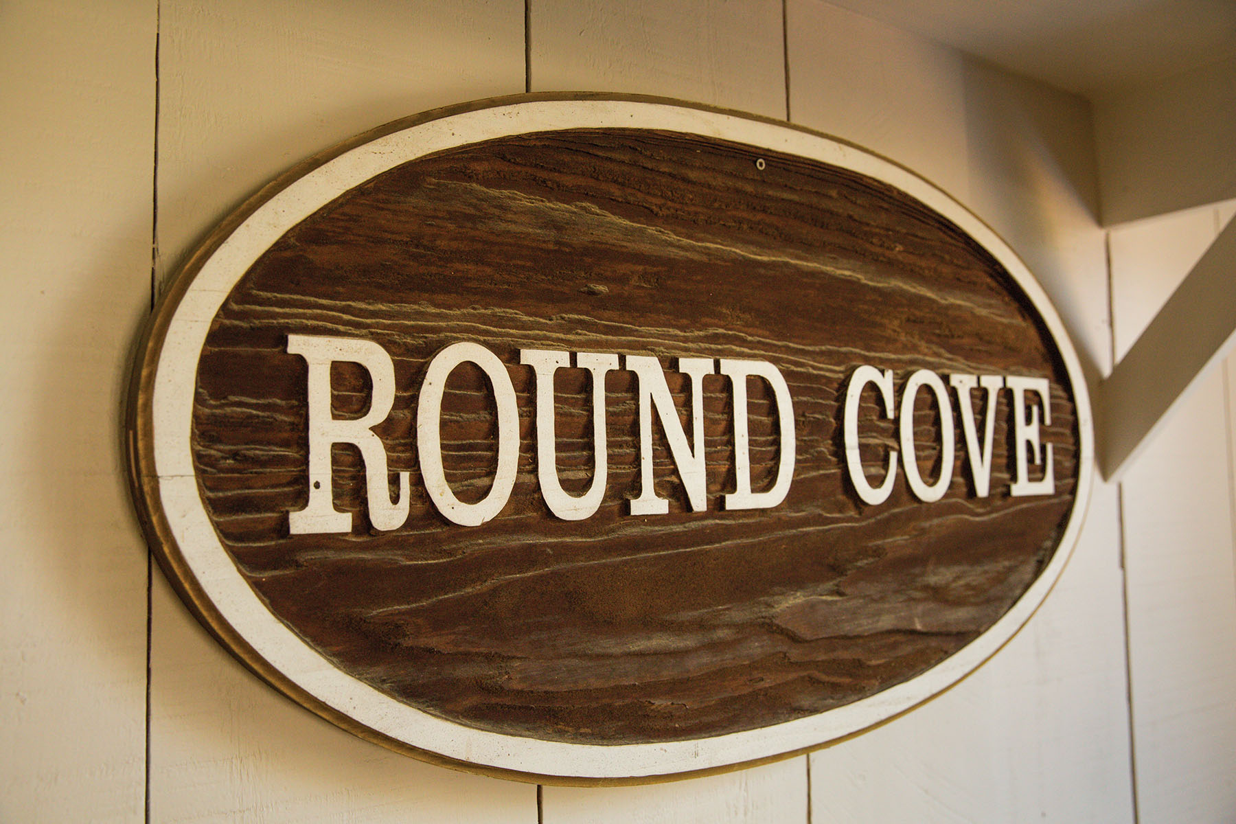 Round Cove - Sold - Tennessee - Hall and Hall