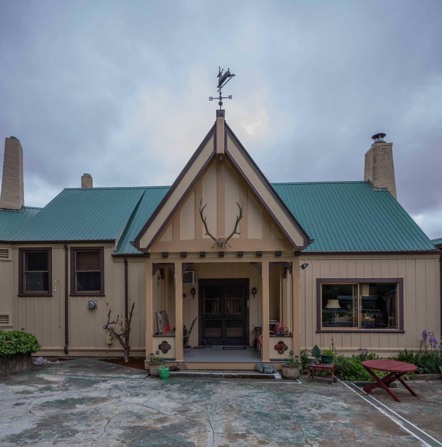 Lone Pine Ranch - Sold - California - Hall and Hall