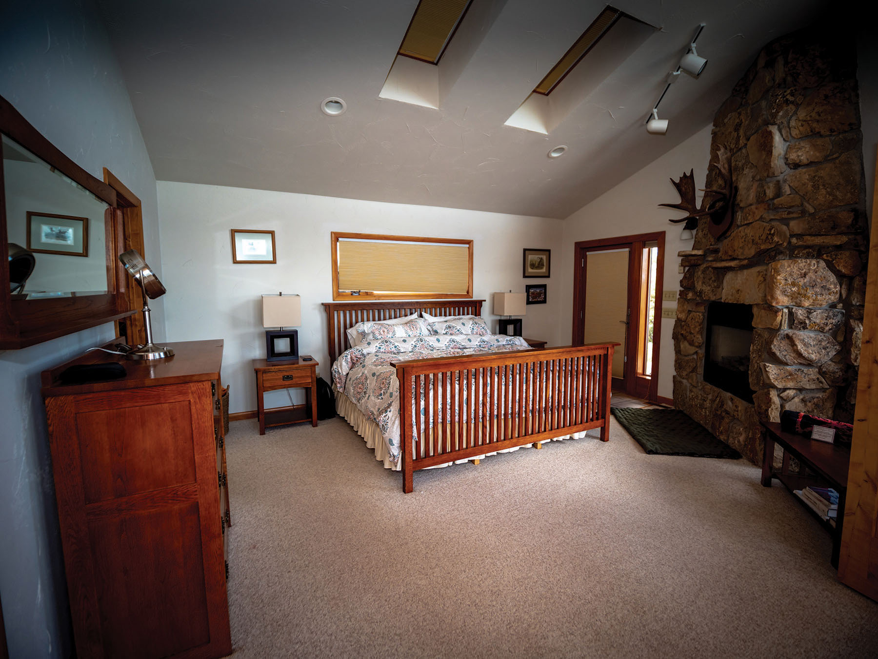 Red Reflet Ranch - Sold - Wyoming - Hall and Hall