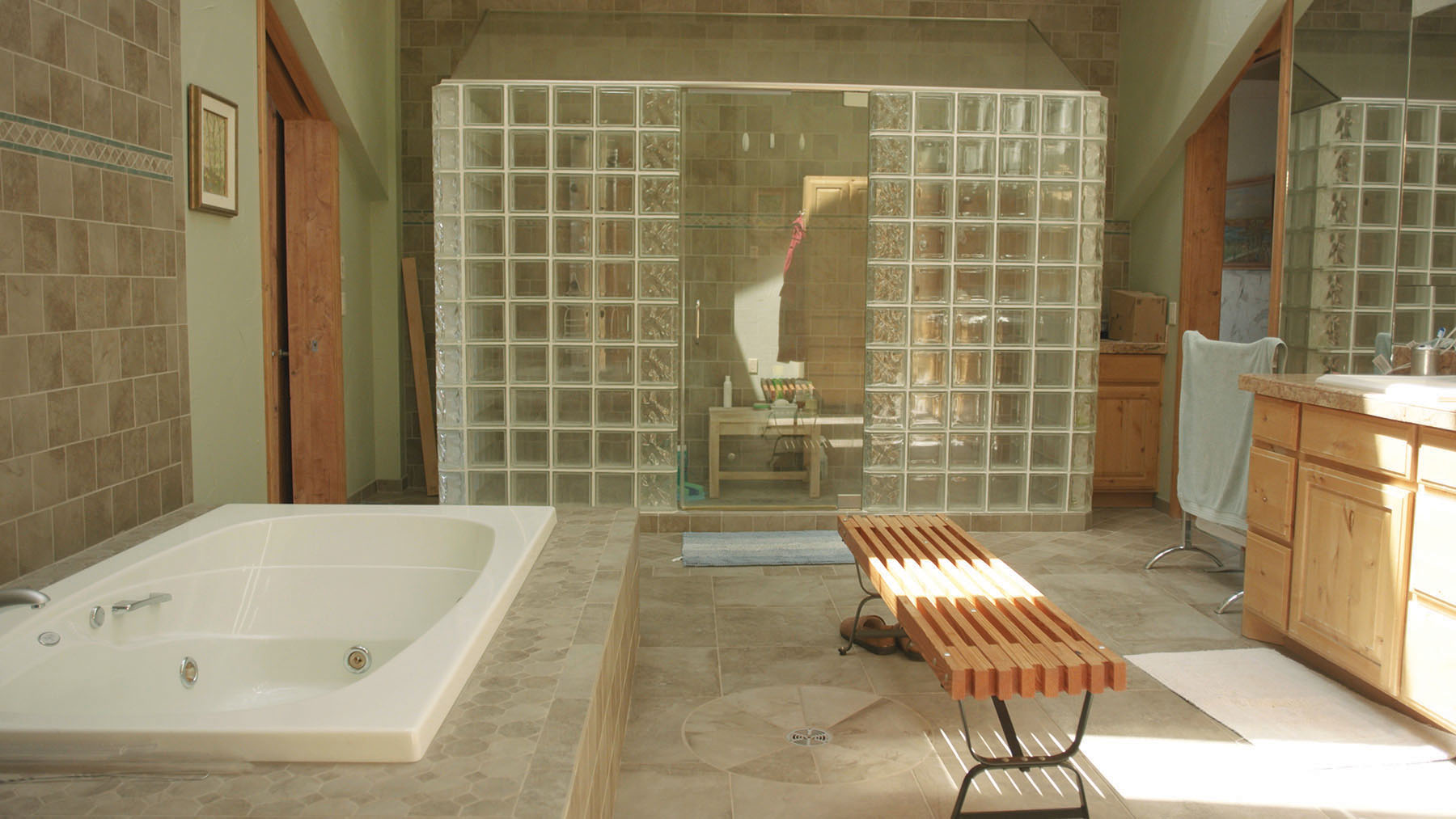 Red Reflet Ranch - Sold - Wyoming - Hall and Hall