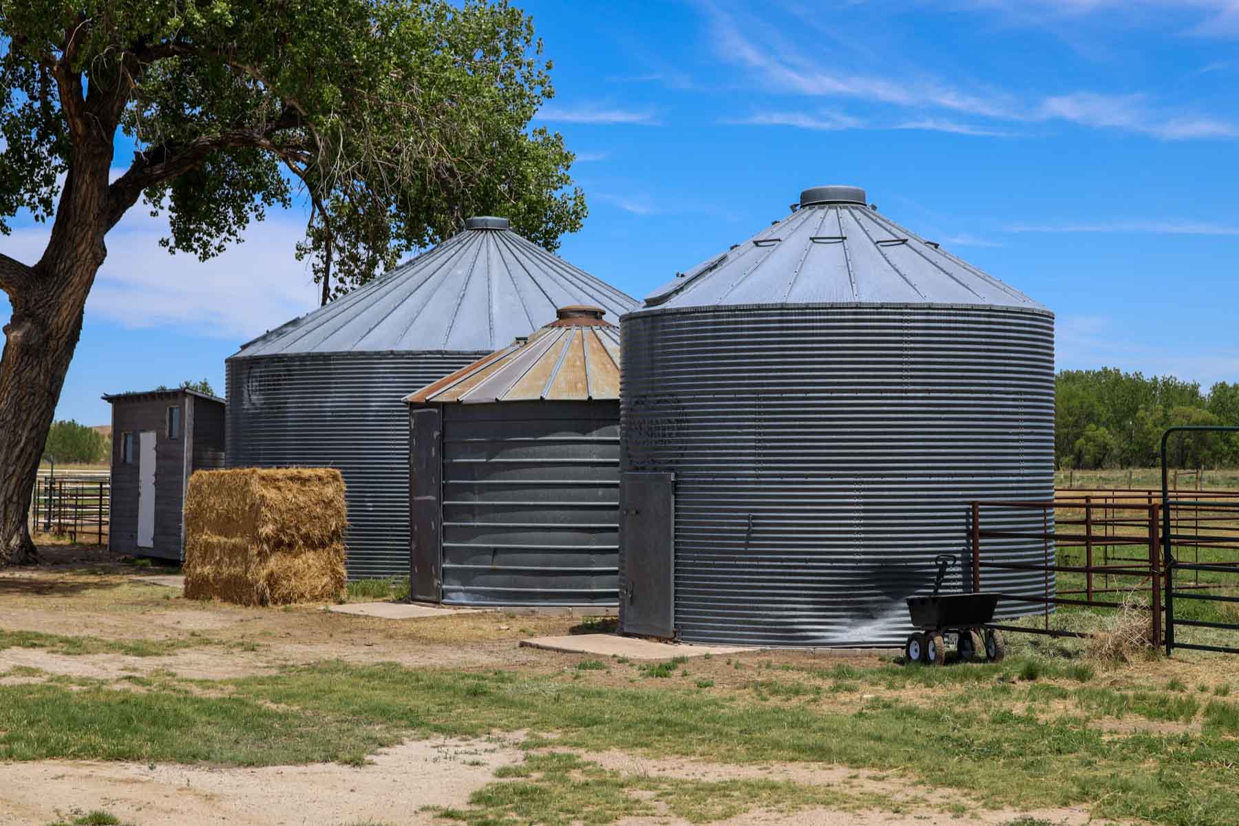 Oregon Trail River Ranch - Sold - Wyoming - Hall and Hall