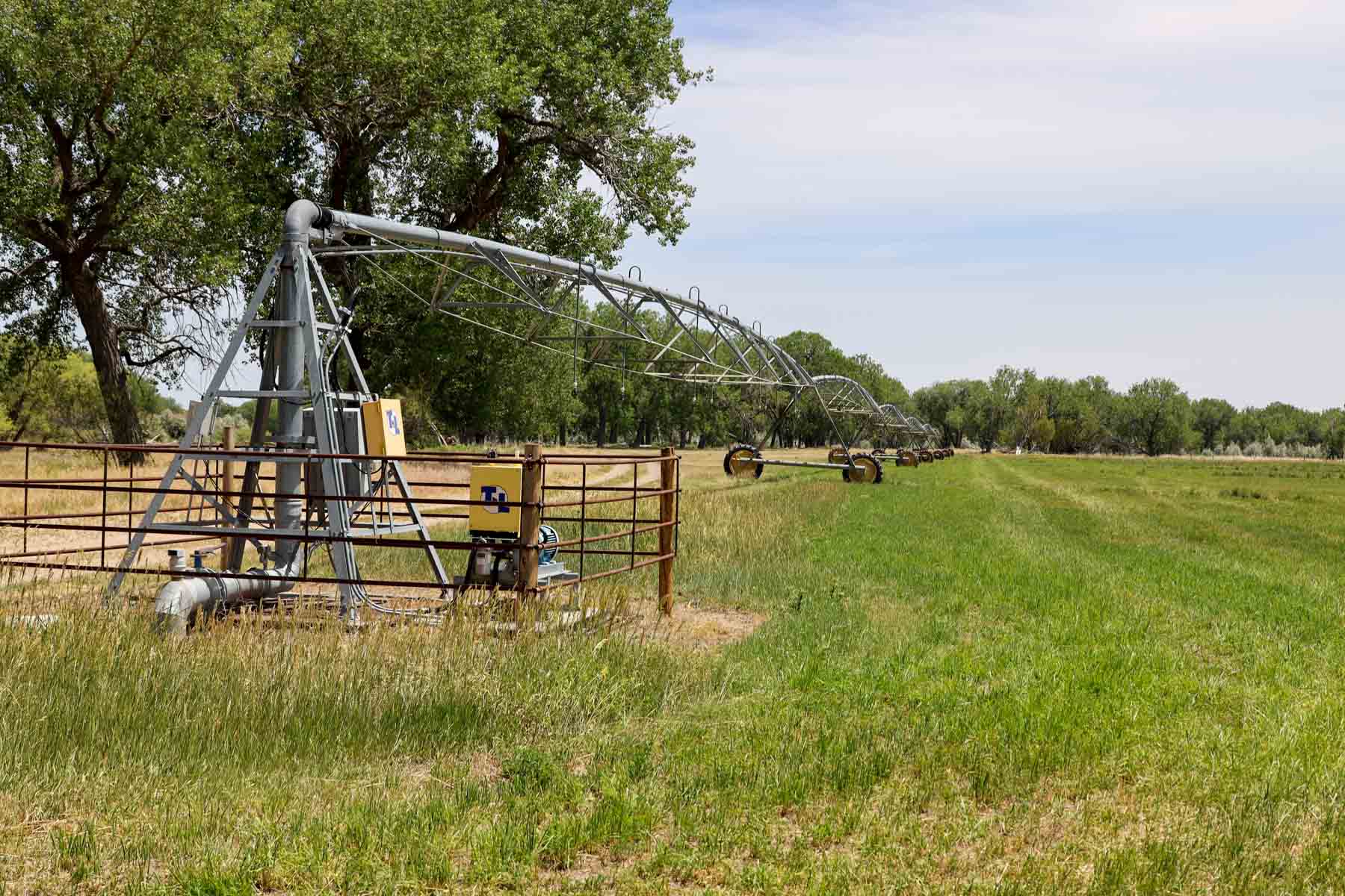 Oregon Trail River Ranch - Sold - Wyoming - Hall and Hall