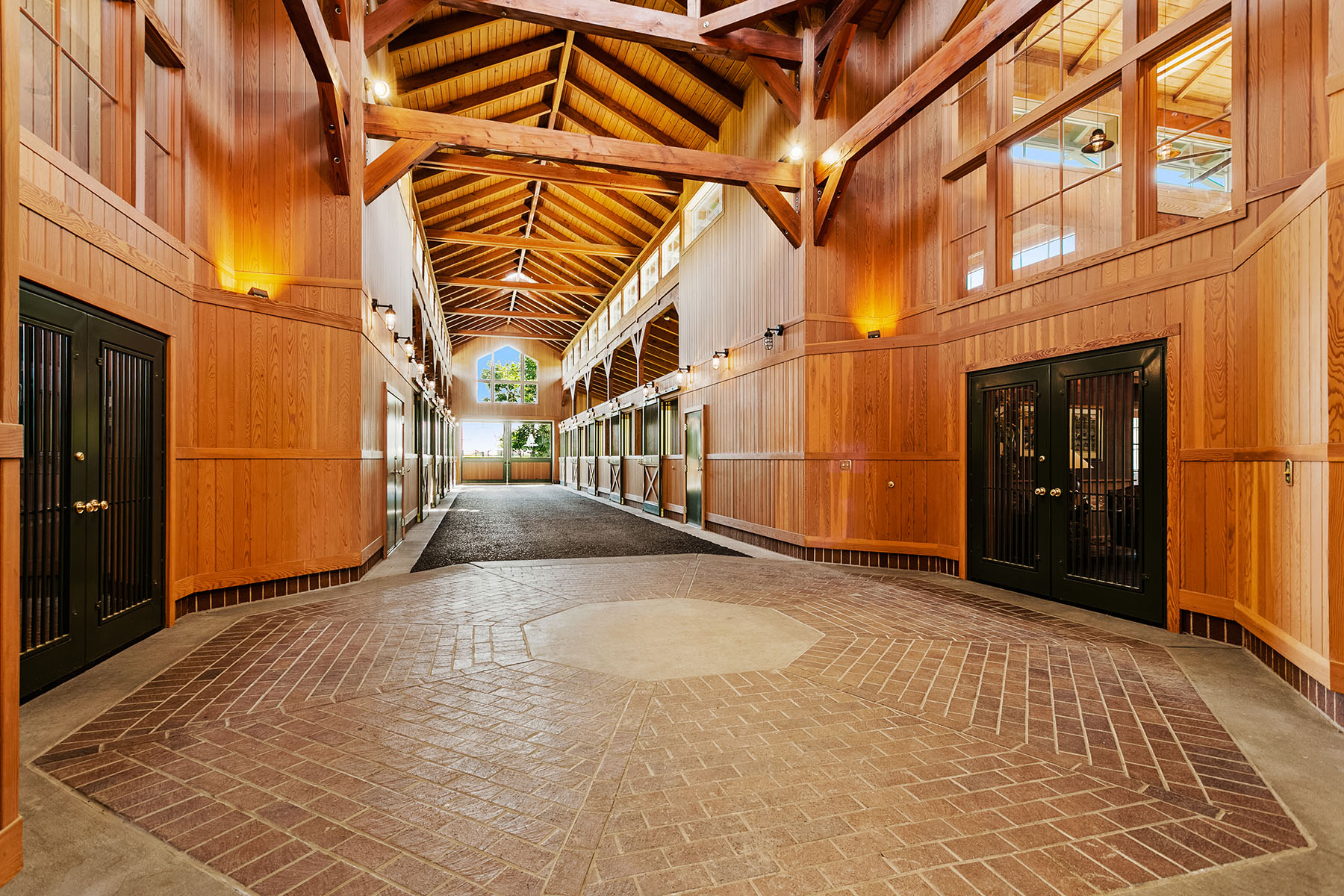 Parma Lodge and Stables - For Sale - Idaho - Hall and Hall