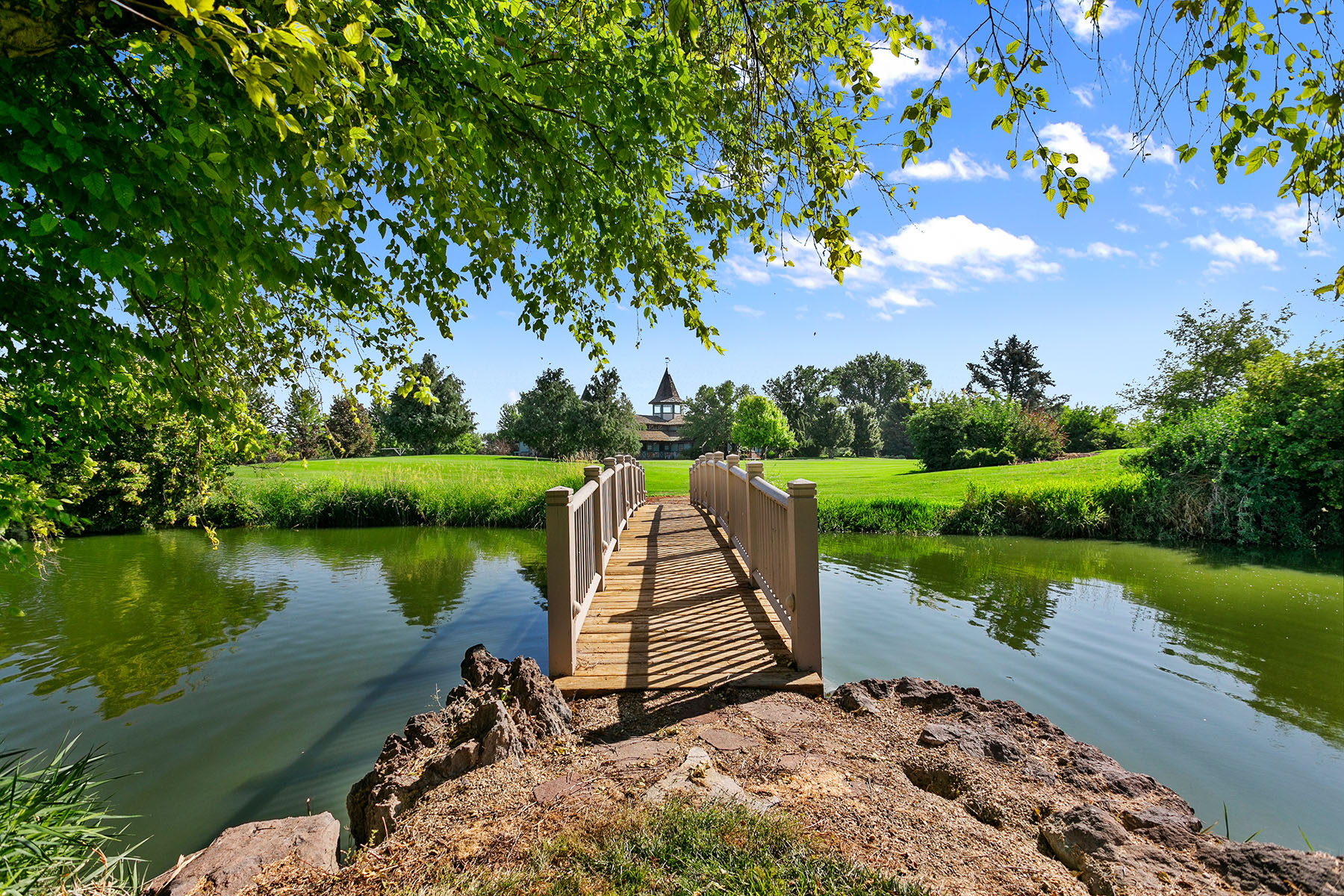 Parma Lodge and Stables - For Sale - Idaho - Hall and Hall