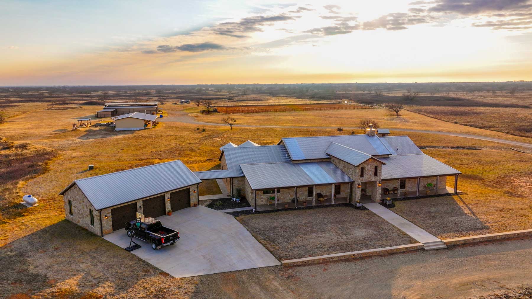 Quail Hollow Ranch - For Sale - Texas - Hall and Hall