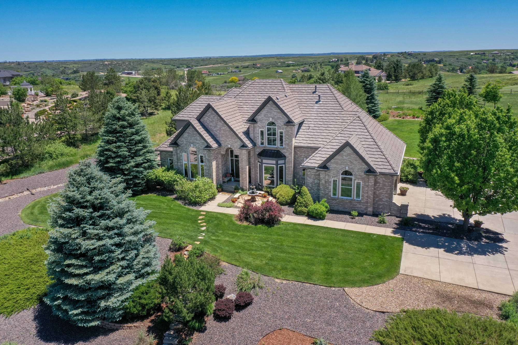 8760 Ridgepointe Dr, Castle Pines, CO 80108-3426 is For Sale - Grant Dolby