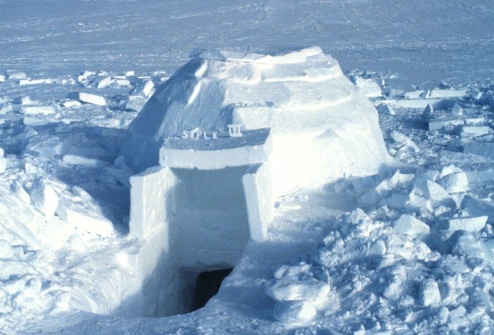 Inuit Tribe on emaze