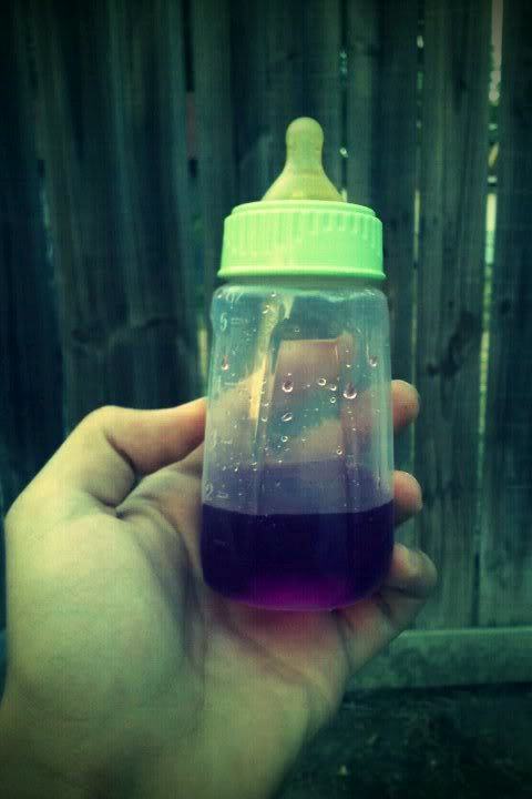 We double'd up, drop the lean out the baby bottle. – Thow'd
