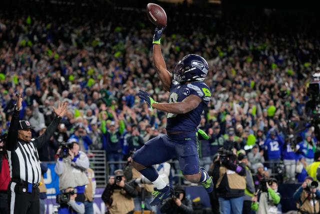 Seahawks dominate 49ers from opening kick, advance to NFC title game ...