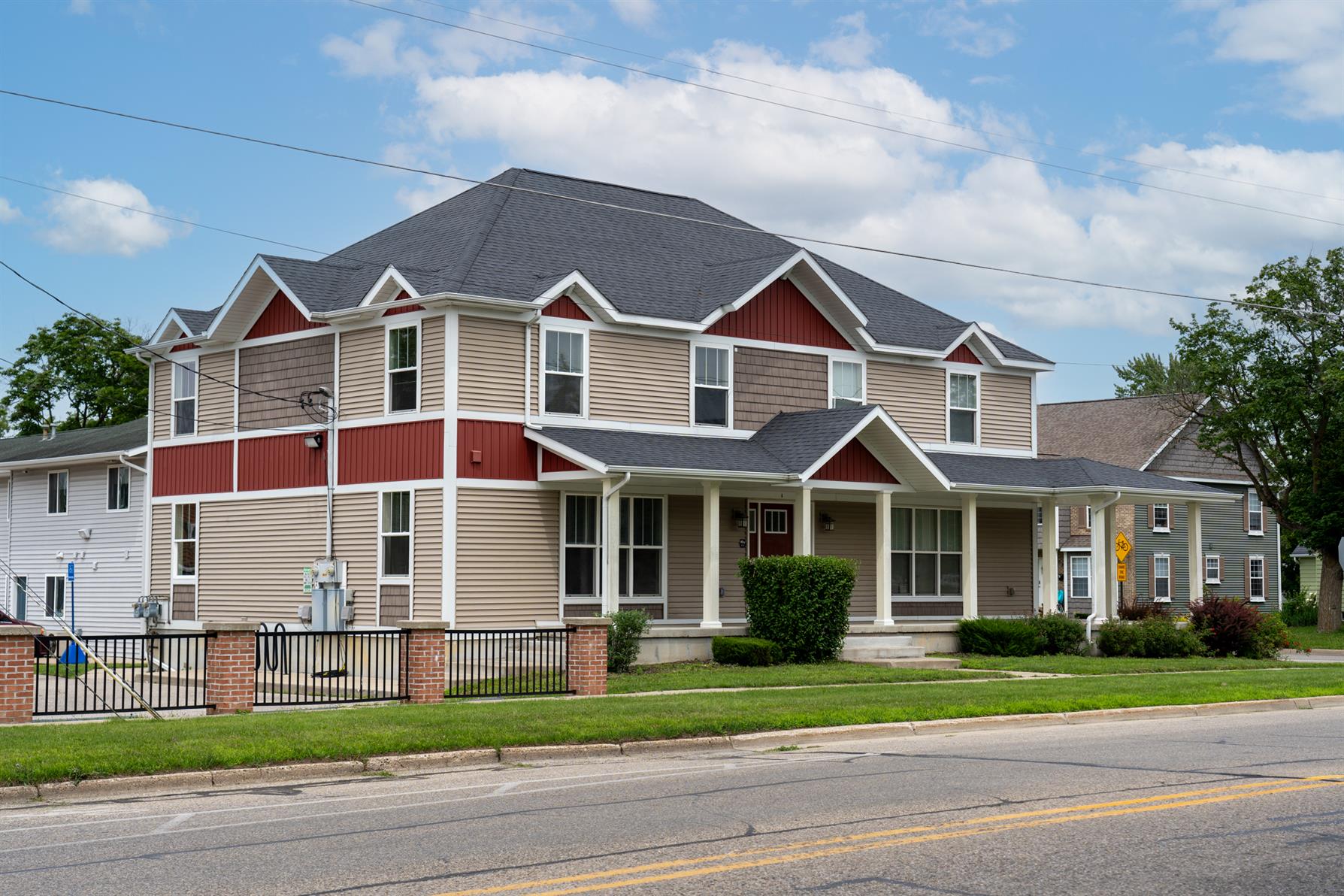 Central Michigan Off-Campus Housing | College Pads