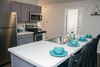 Illinois State University Apartments For 20-21 | College Pads