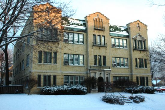 Kilbourn Knoll Historic Apartments | Milwaukee, Wisconsin