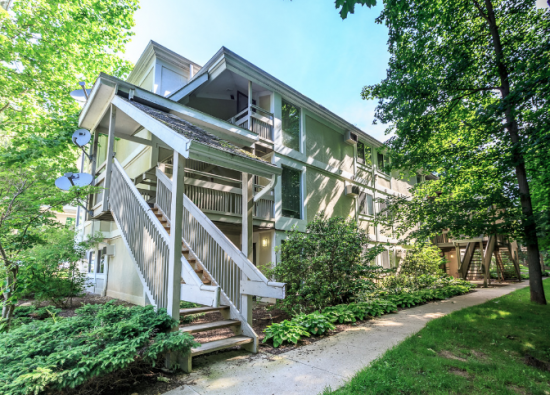 Timber Top Apartments | Akron, Ohio