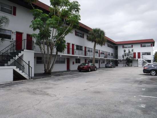 Embry-Riddle Aeronautical University Off-Campus Housing | College Pads