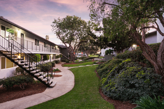 Off-Campus Housing Marketplace