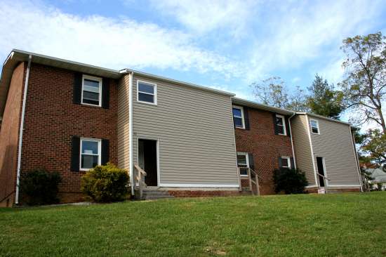 Virginia Tech Apartments For 2021-22 | College Pads