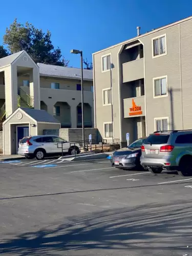 Off-Campus Housing Marketplace