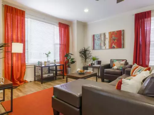 Off-Campus Housing Marketplace