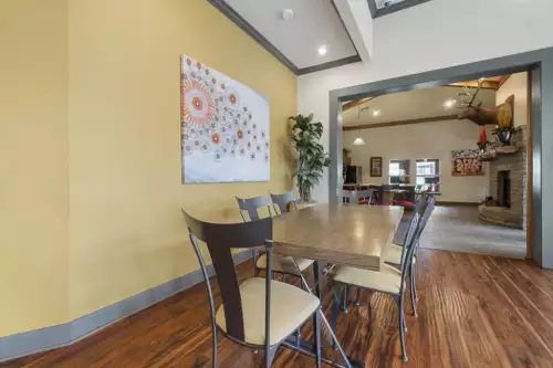 Off-Campus Housing Marketplace