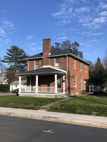 Main Street Courtyard | Newark, Delaware