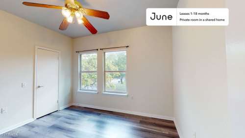 The Block On 28th | Austin TX Apartments For Rent