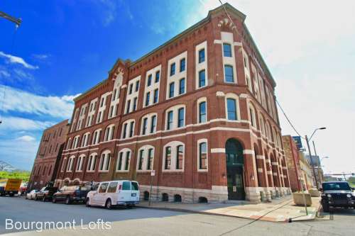 UMKC Off-Campus Housing Marketplace