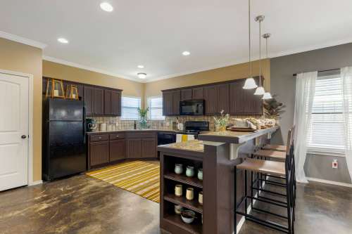 Off-Campus Housing Marketplace