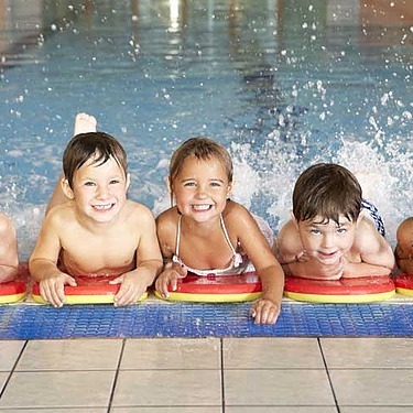 Preschool Swim Lessons (3-5 years) – Hampshire Regional YMCA
