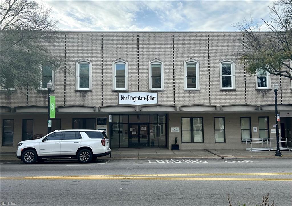 157 N Main St - Liz Moore and Associates