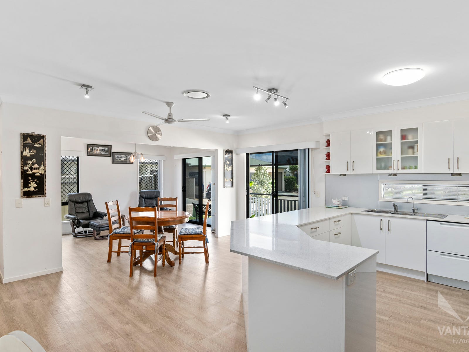 Retirement Living For Sale Eagleby Qld 4207