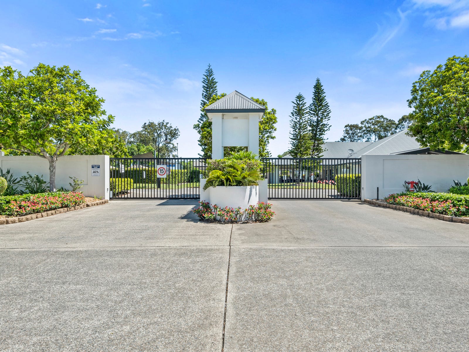 Retirement Living For Sale Eagleby Qld 4207 | 124/196 Logan Street
