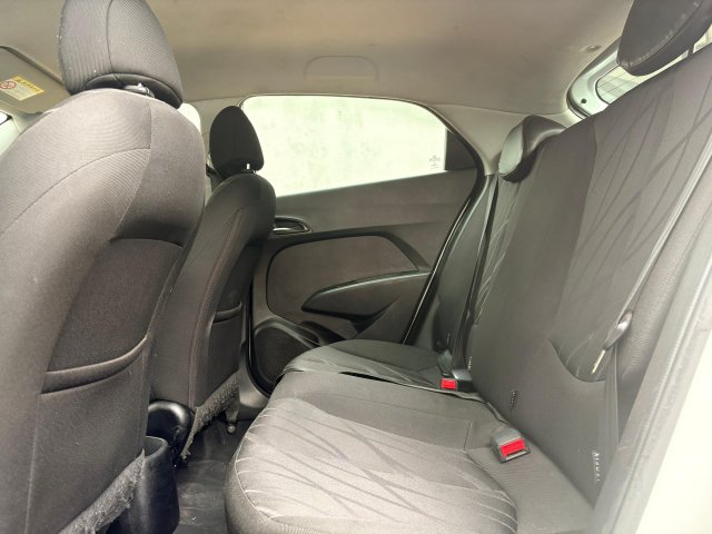 HB20 2015 - Souza Veículos