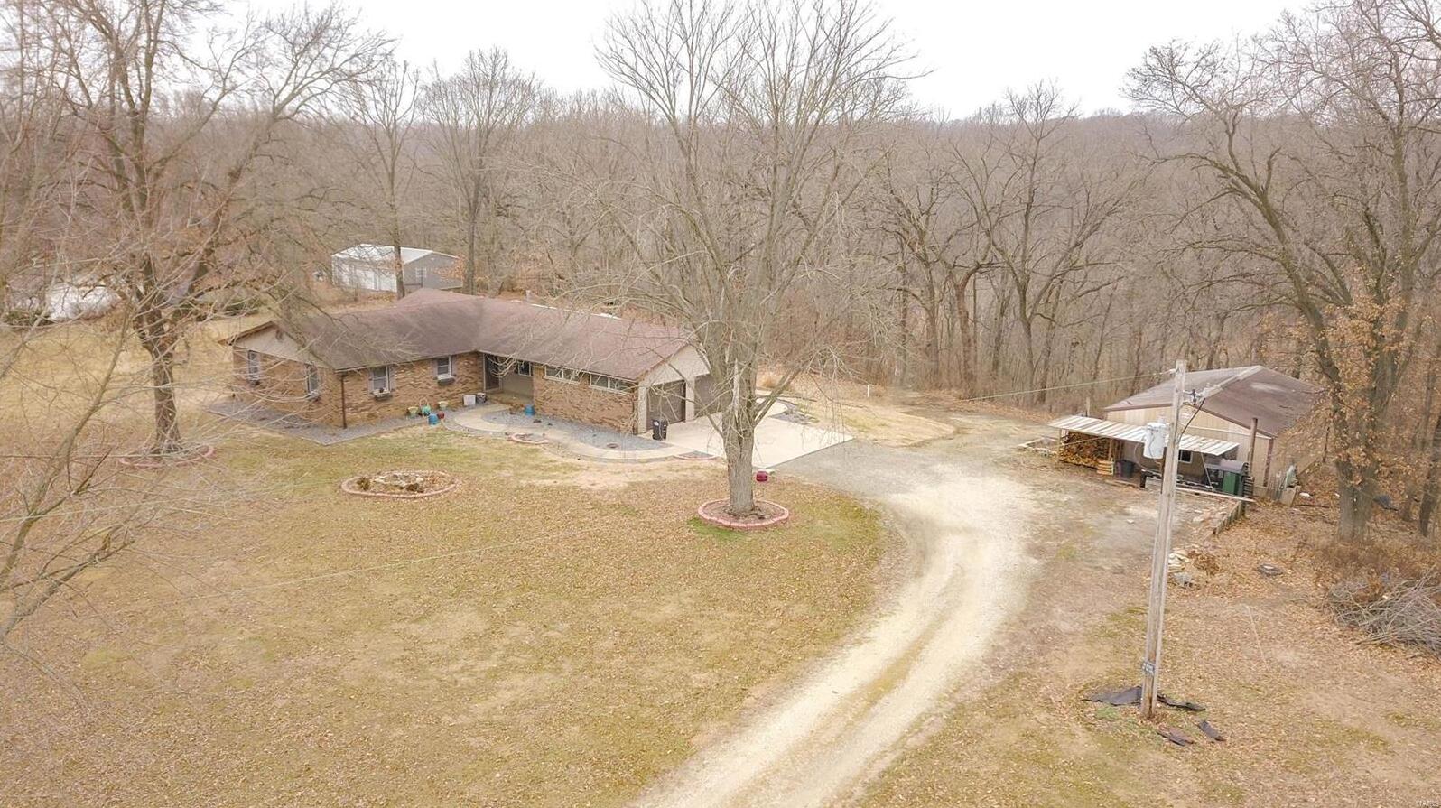 17201 Little Piasa Road , Dow, IL | MLS# 23002945 | Gladys Manion Real ...