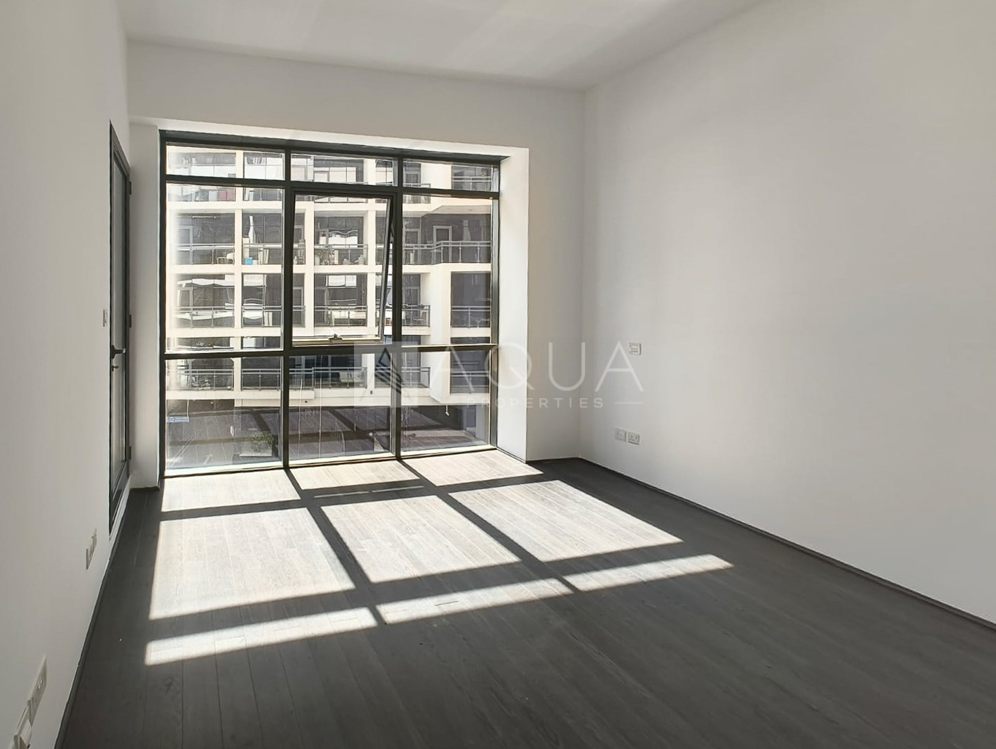 Rent In J5: Well Maintained | Managed Property | Great Layout AQ-R-25-01126