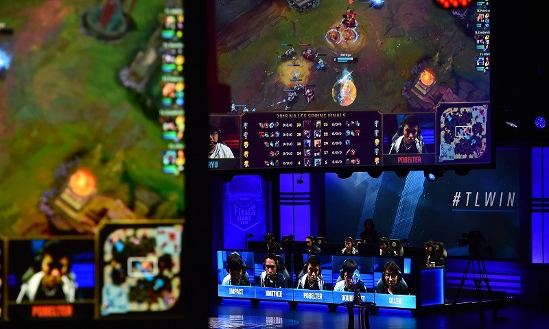 LPL League of Legends Game by Game Breakdown: Monday, April 13th