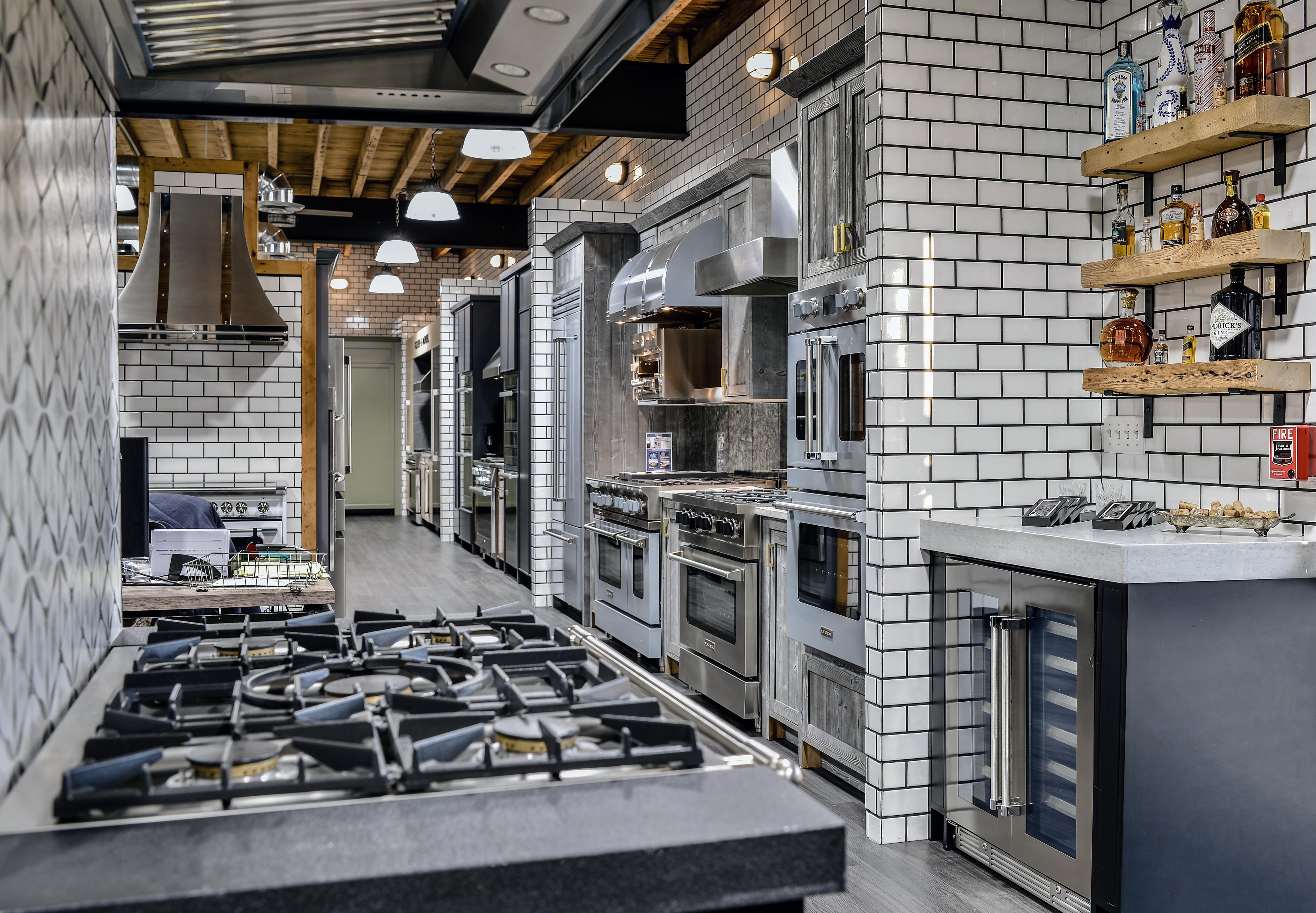 Mr. Jay Appliances Showroom | Royal Green Appliance