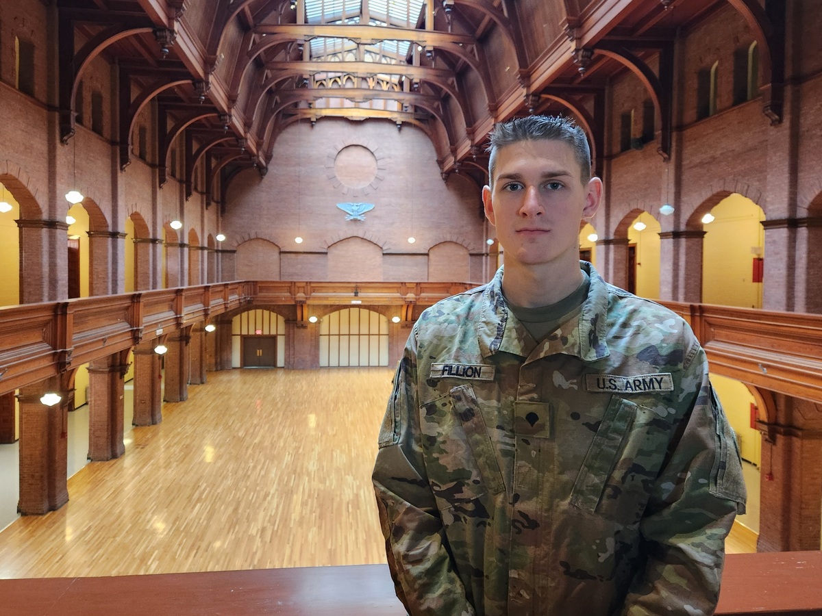 Rochester resident named winner in Army National Guard brigades Best ...
