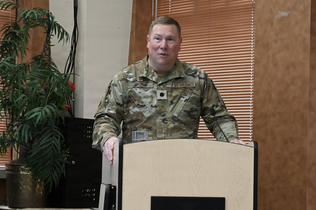 NY Air Guard Lt. Col. Jesse Fritz, a DeForest, Wisconsin native, takes ...