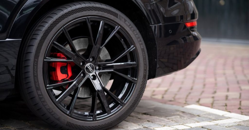 The Role of Offset and Backspacing in Custom Wheel Fitment - RNR Tire ...