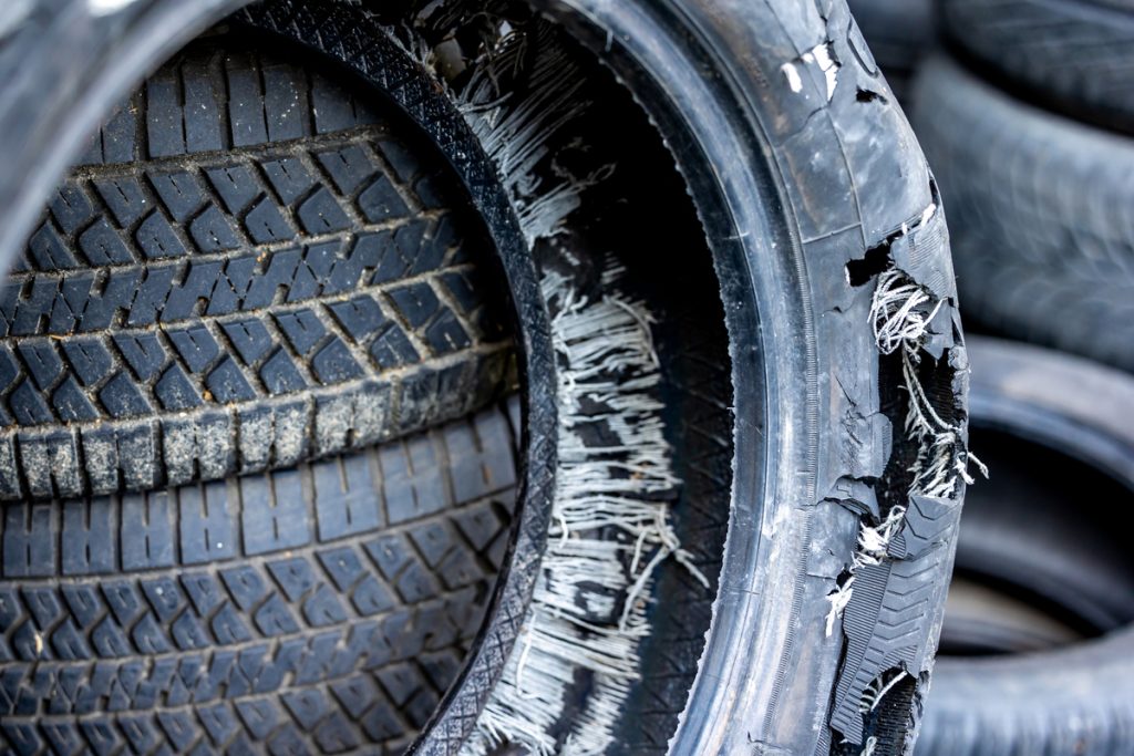 The Differences Between Radial and Bias-Ply Tires Explained - RNR Tire ...