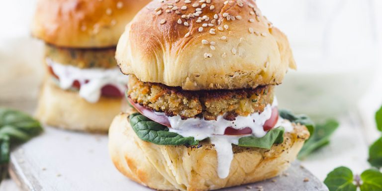Recette : Végé-burger à l’avoine et PVT