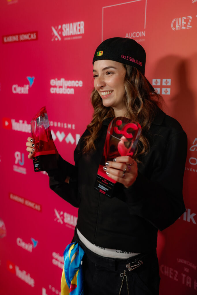 Sur le tapis rouge du Gala InfluenceCréation 2025