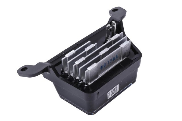 Genuine OEM Front Passenger Side External Flood Lamp Part# 23444107 ...