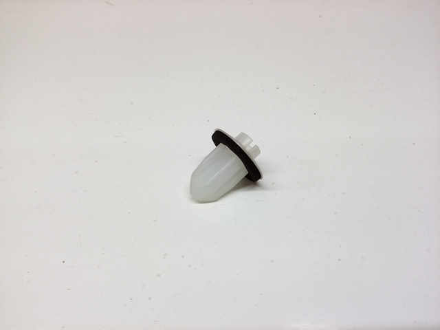 90189-06235 - Tail Lamp Assembly Grommet - 2015-2022 Toyota ...