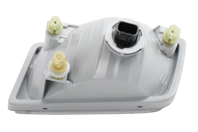 23332242 - OEM GM LAMP GMPartsCenter.net | GM Parts Center